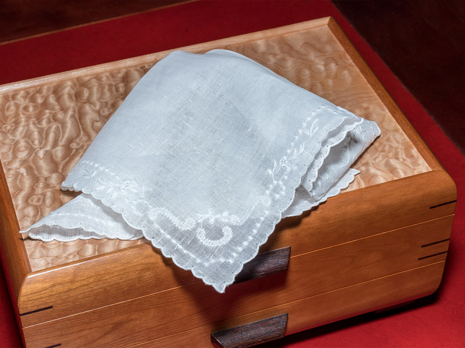 Angelina - Accessories - Schweitzer Linen