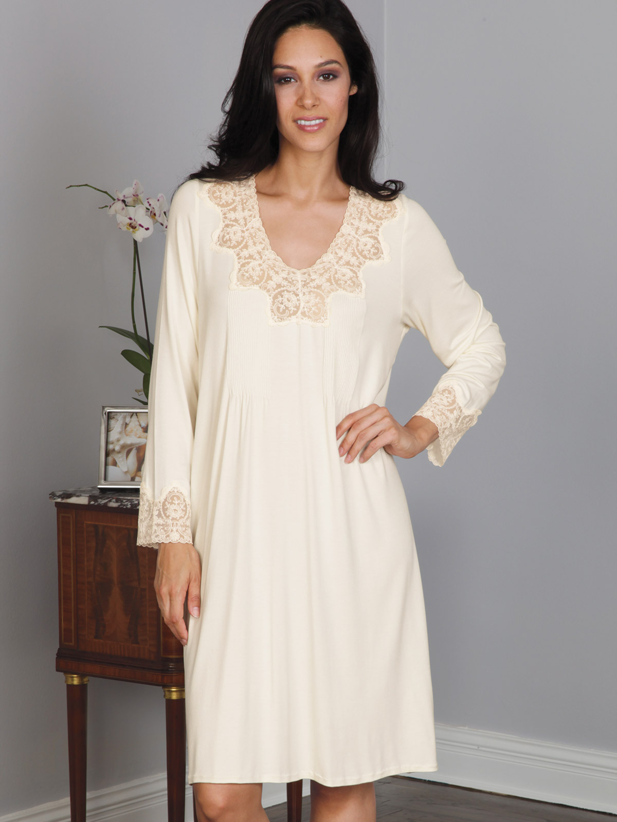Cali - Luxury Nightwear - Schweitzer Linen