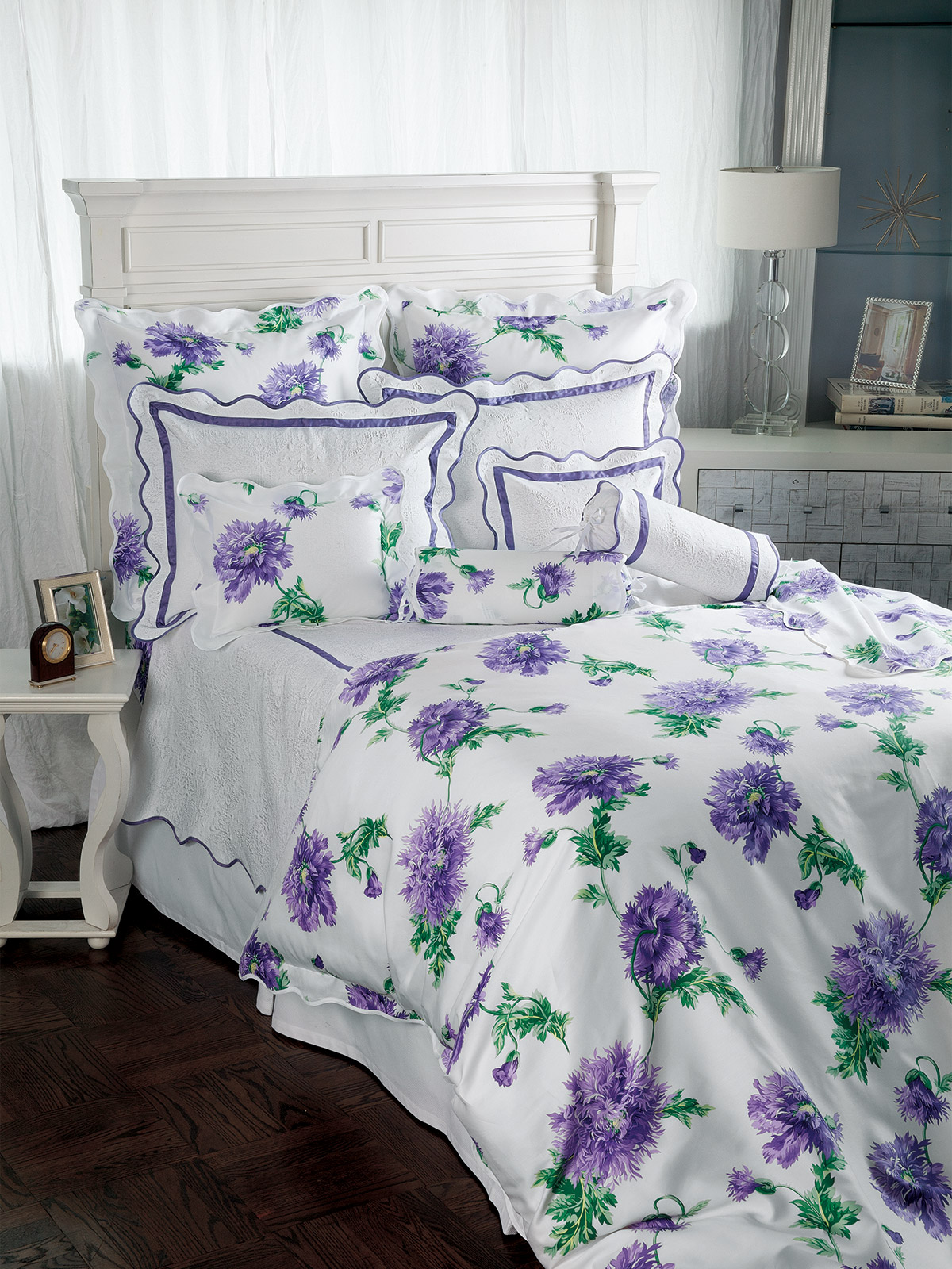 Queen Elizabeth - Luxury Bedding - Italian Bed Linens - Schweitzer Linen