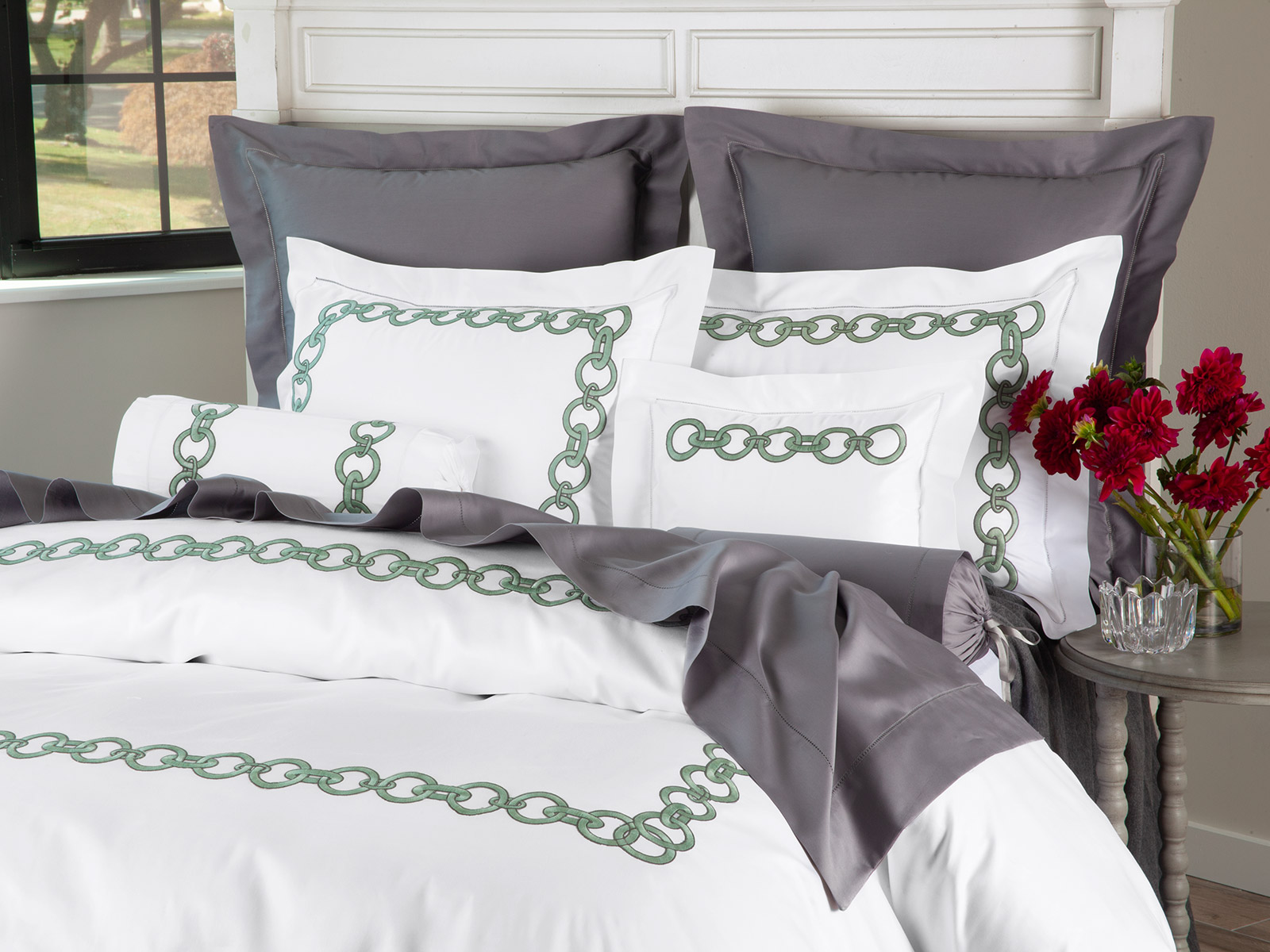 Lazia - Luxury Bedding - Italian Bed Linens - Schweitzer Linen