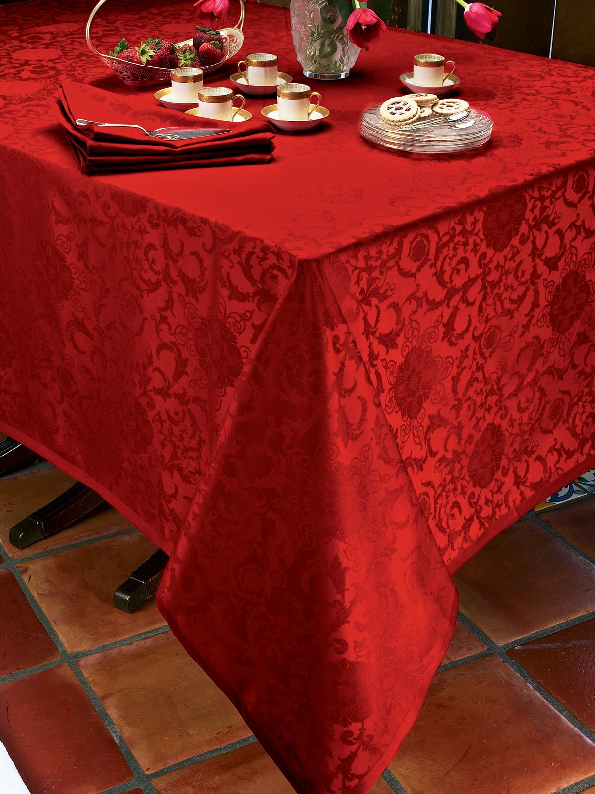 Barracco Tablecloths - Luxury Table Cloths - Fine Table Linens ...