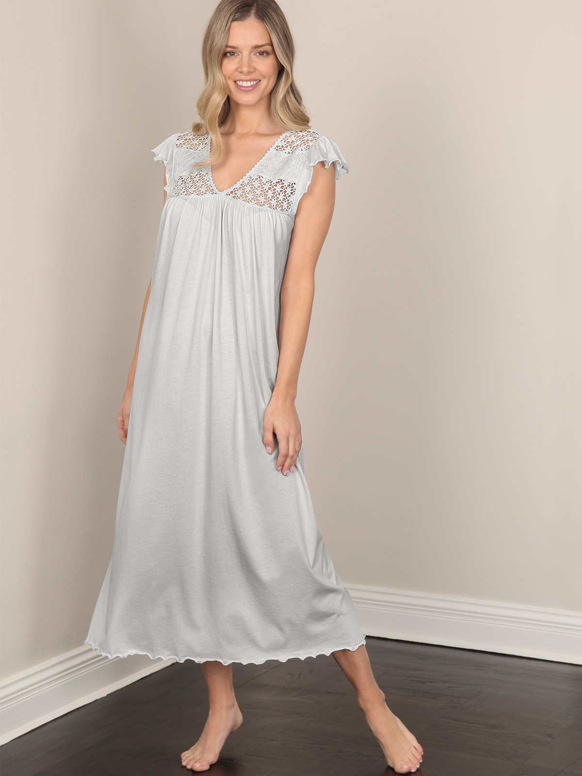 Gianna - Luxury Nightwear - Schweitzer Linen