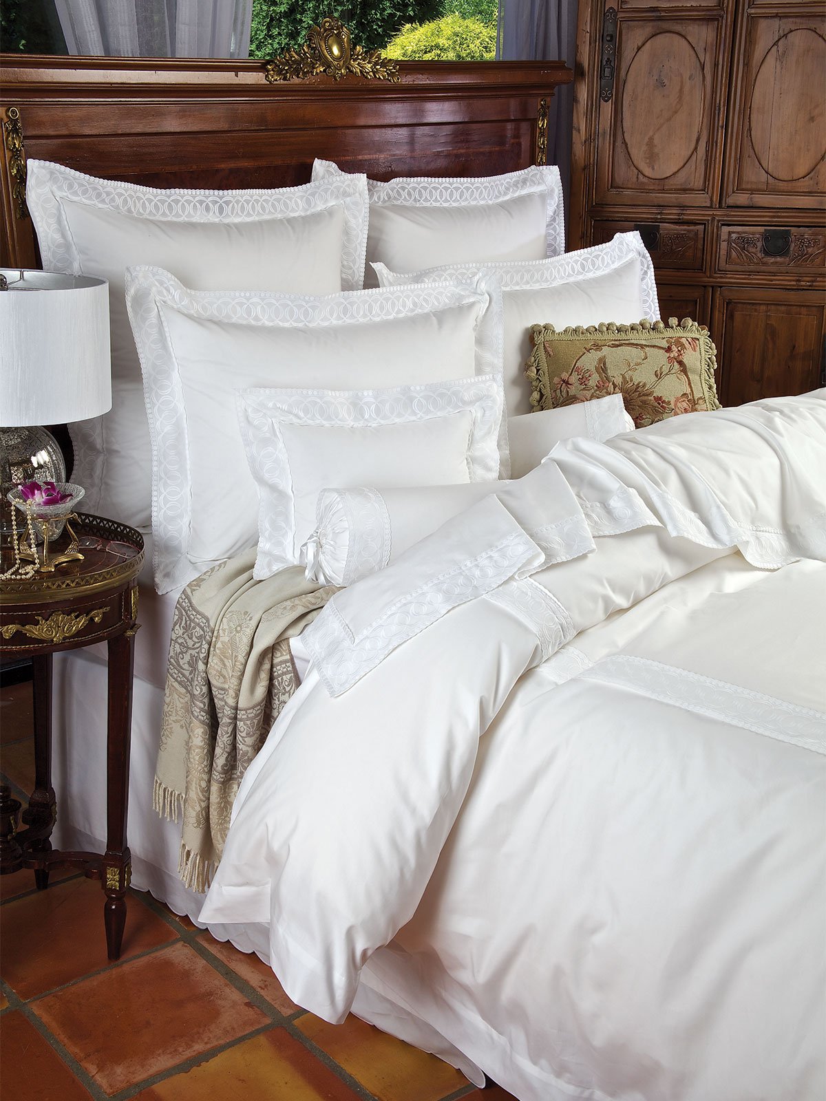 Mont Blanc - Luxury Bedding - Italian Bed Linens - Schweitzer Linen